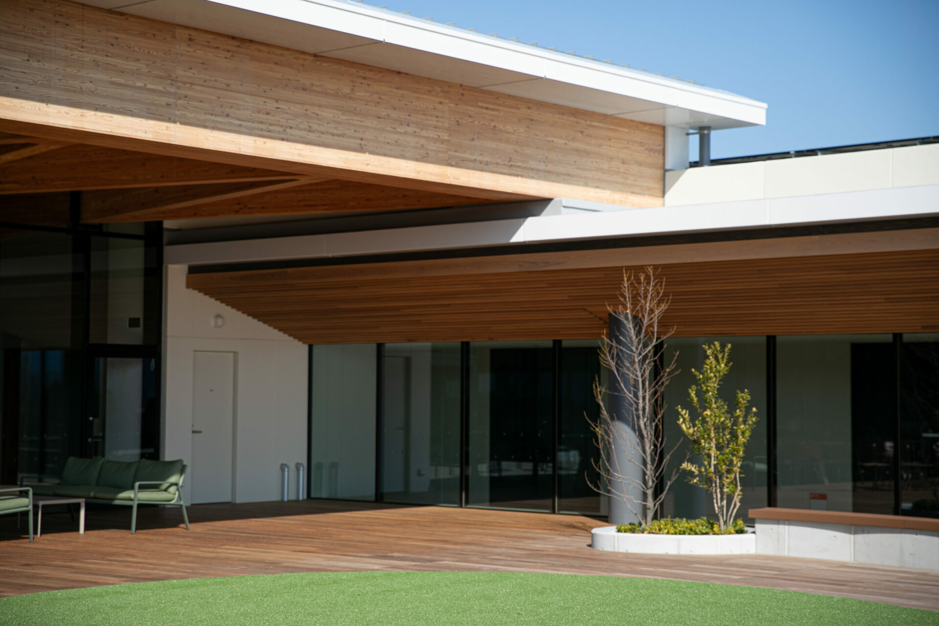 【現地レポート】大熊町・JR大野駅前に誰でも使えるコワーキングスペースがある「CREVAおおくま」＆商業施設「クマSUNテラス」が誕生！ | 未来ワークふくしま